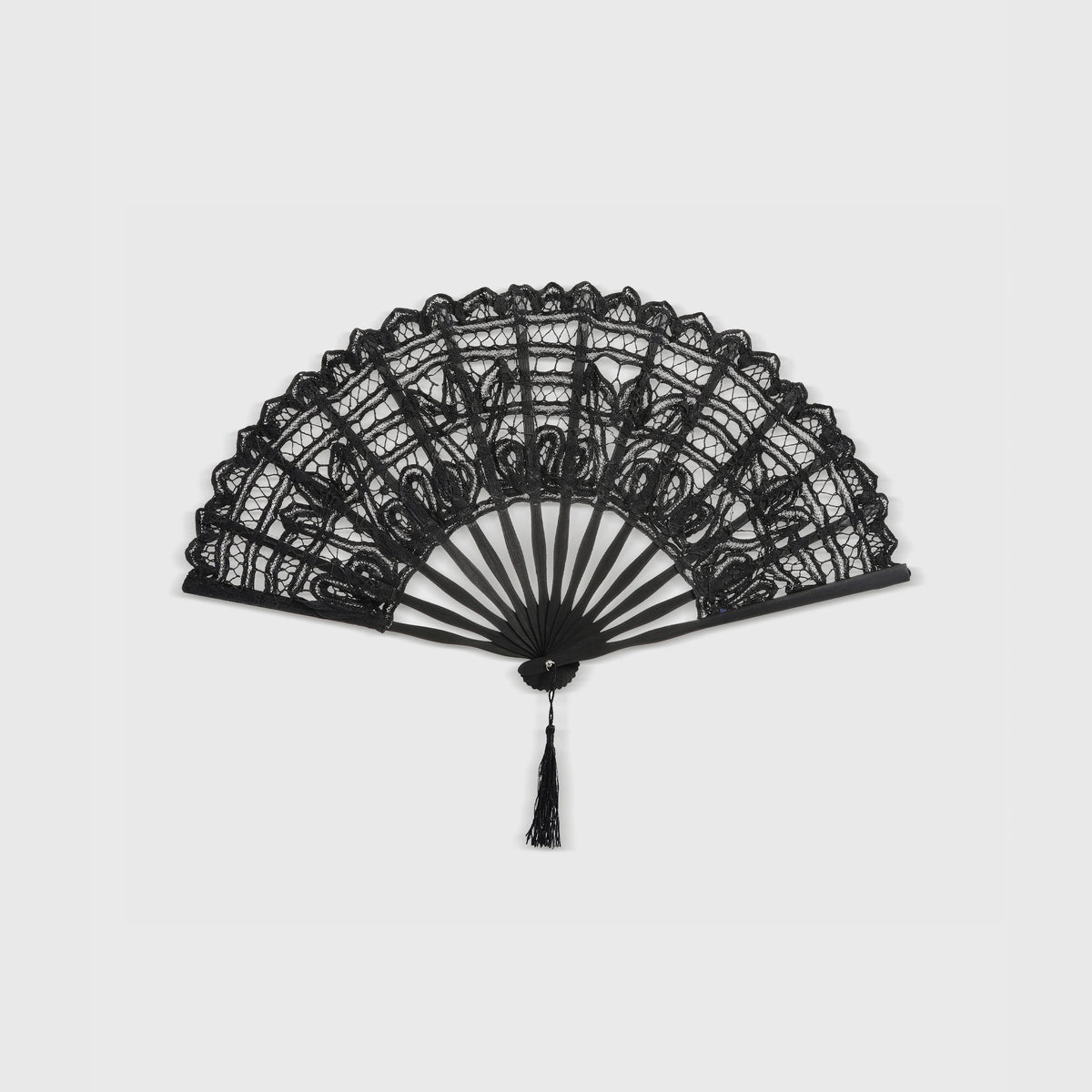 Shop 1920s Lace Fan - Cotton Lace Folding Fan | BABEYOND